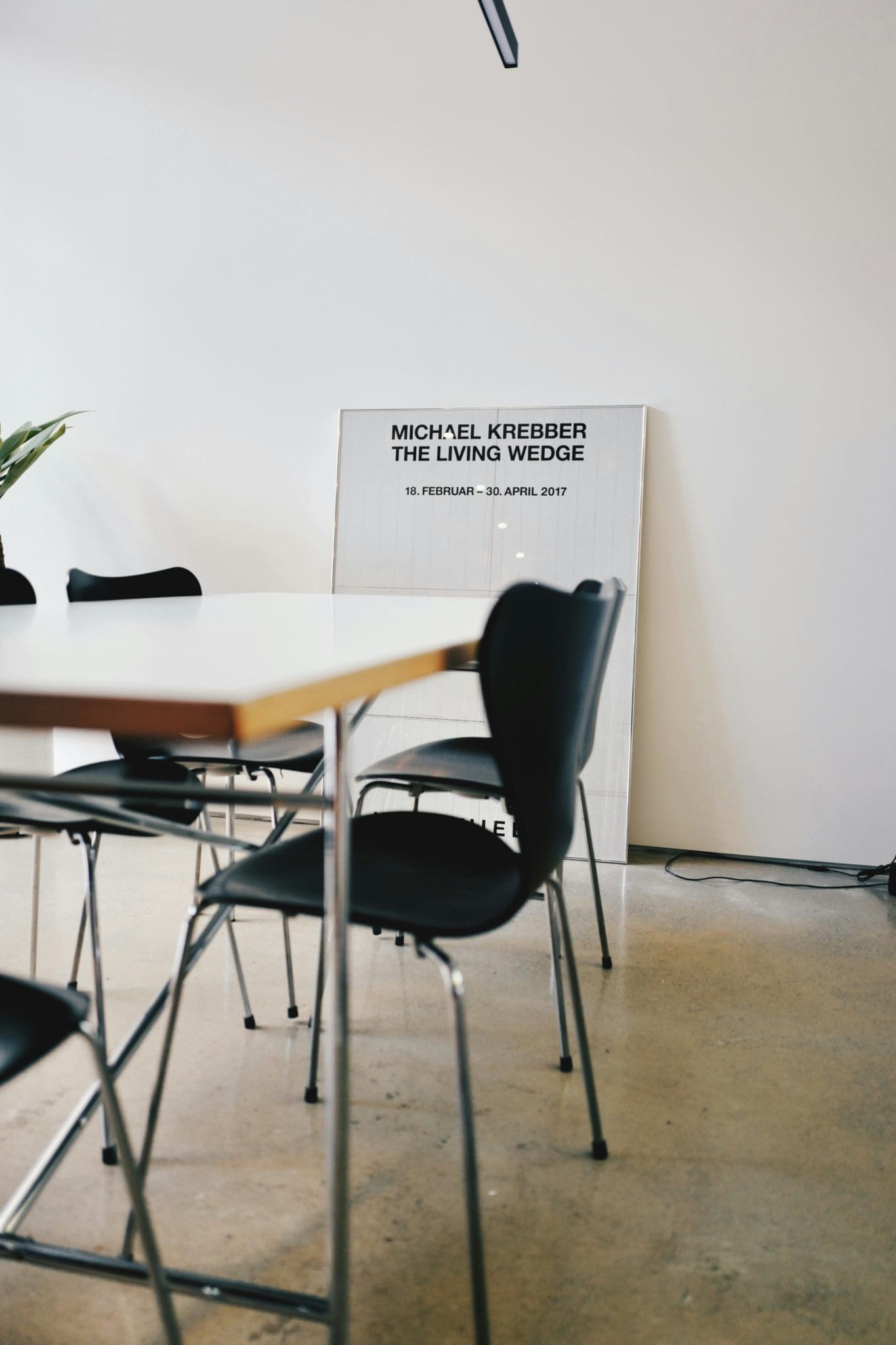 ARNE JACOBSEN - Dotnuance